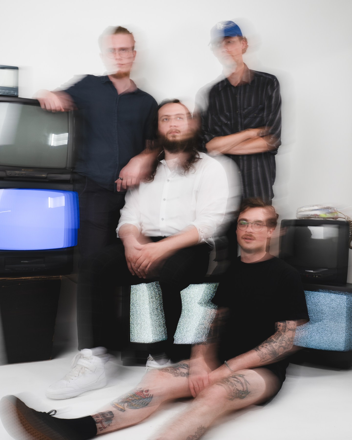 Excuse Me, Who Are You?- Double Bind | Album Review – The Diygest